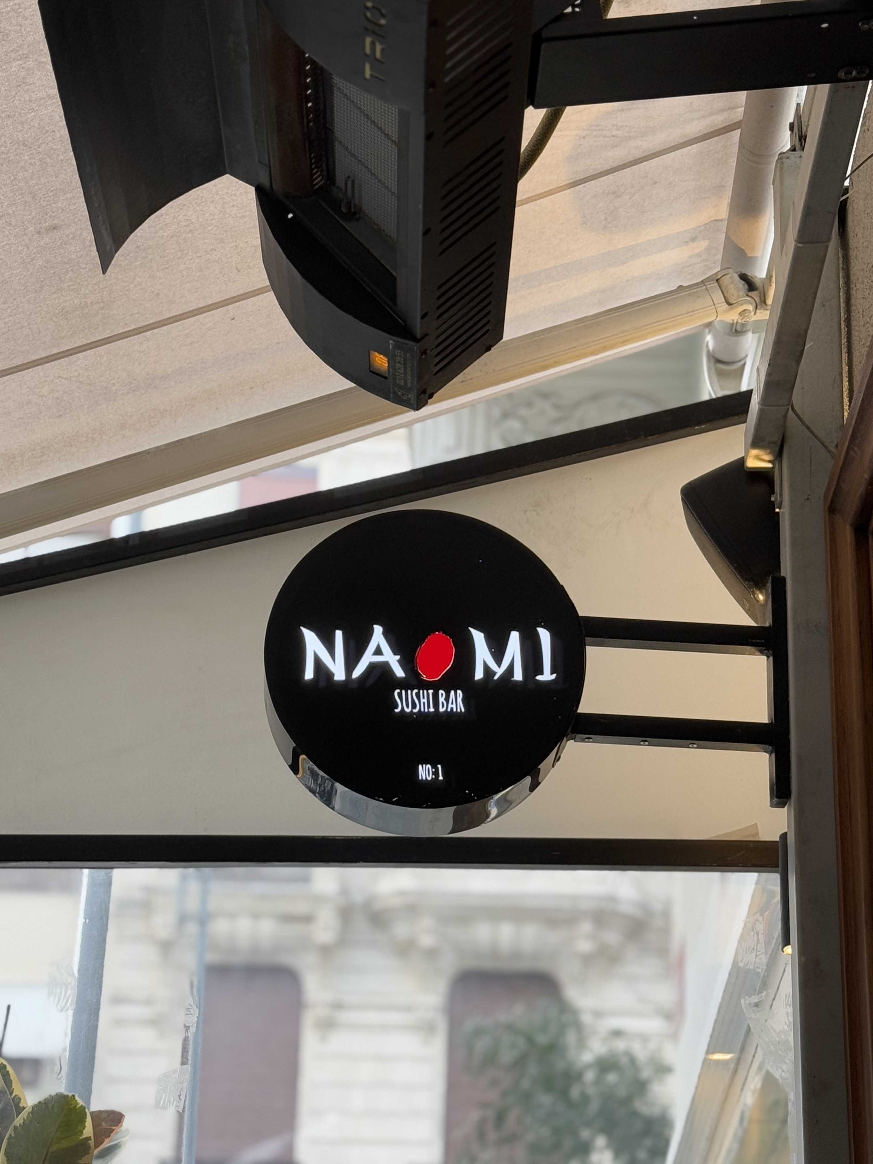 Gastronaut Guide - Naomi Sushi Bar